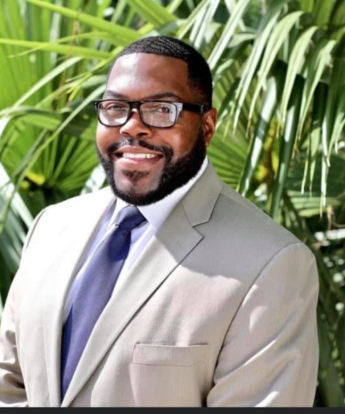 Meet Our Agents | Page 1 of 6 | Rawls Realty