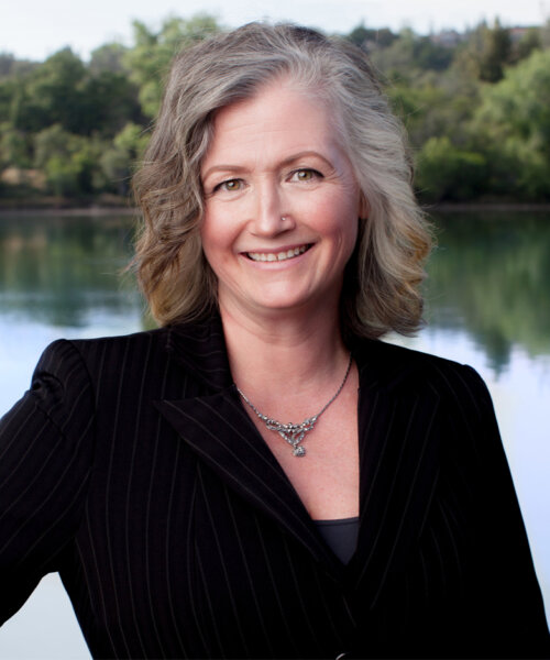 Donna Simpson | The Blue Waters Group