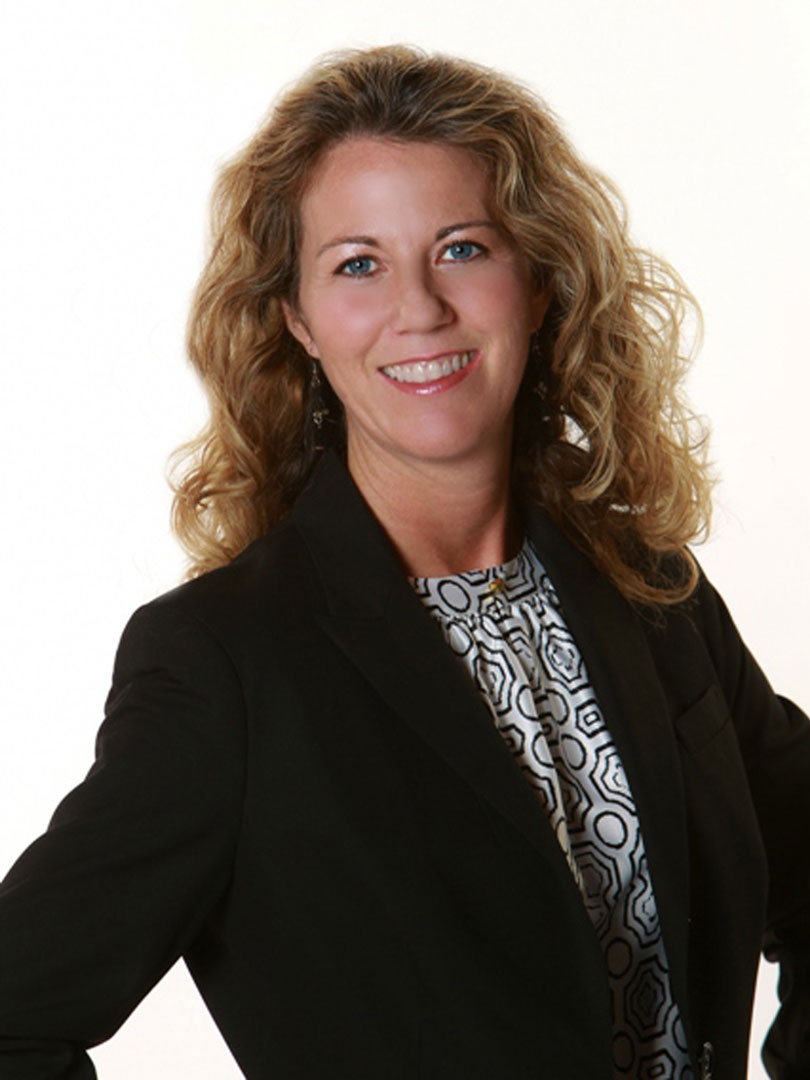 Niki Segall | Team Linda Simmons Real Estate